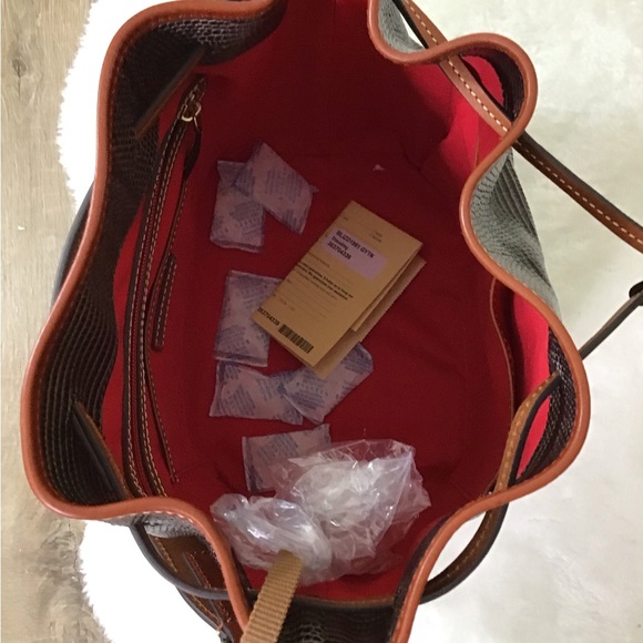 Dooney & Bourke | Bags | Dooney And Bourke Embossed Lizard Leather ...